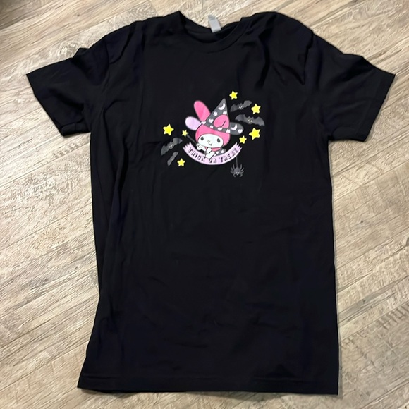 Hello Kitty | Tops | Hello Kitty Tee | Poshmark